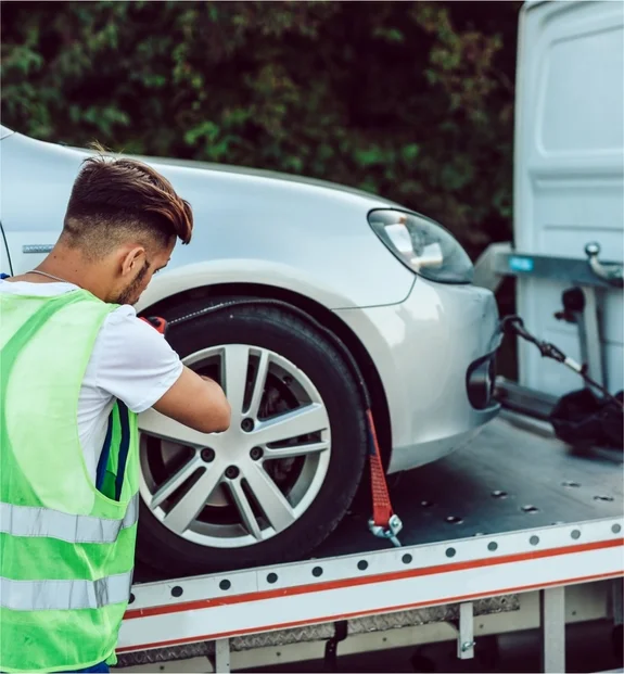 24/7 Roadside Assistance & Towing Service in India